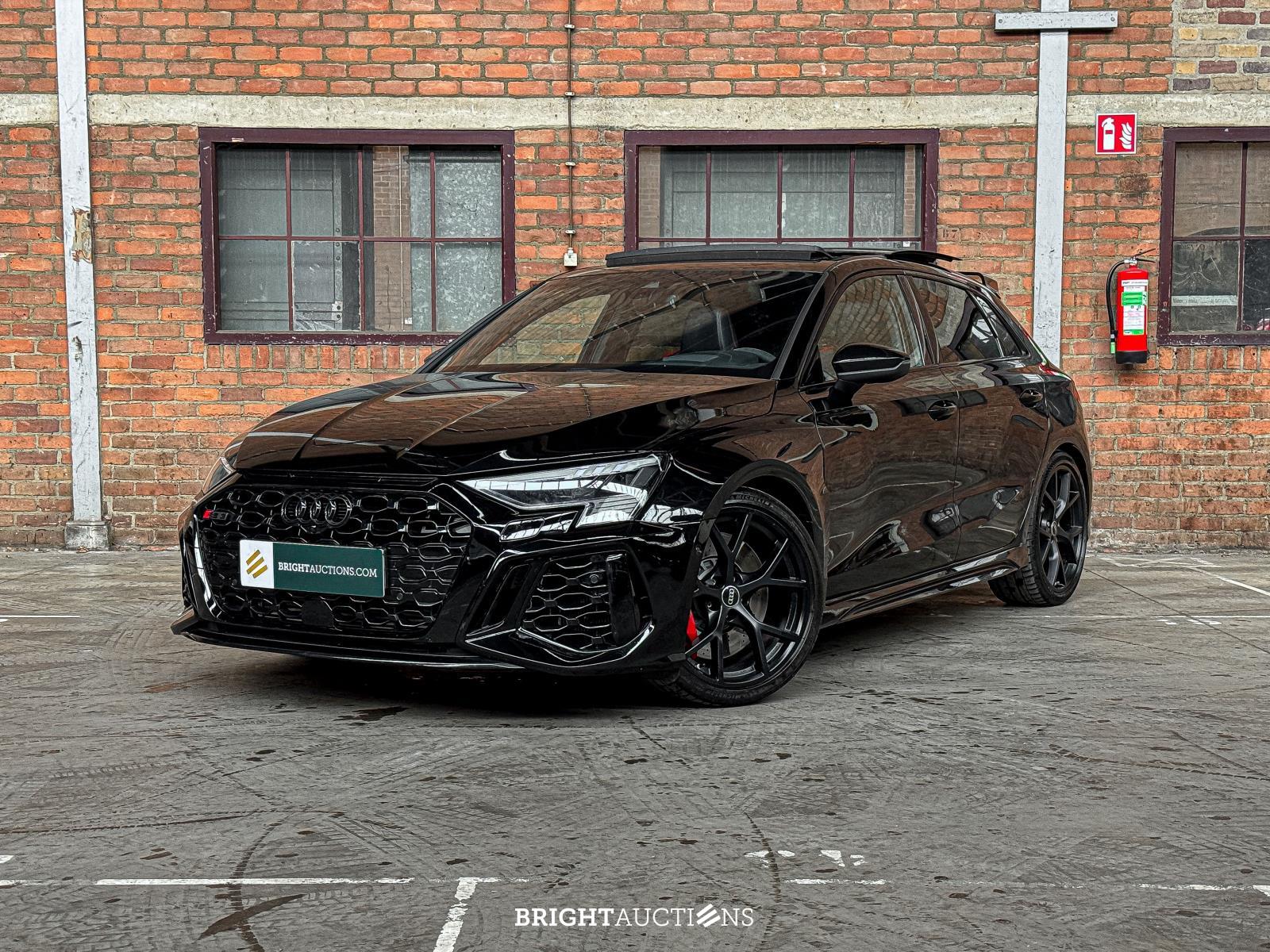 Audi RS3 Sportback 2.5 TFSI Quattro -Milltek- 400hpk 2023, NL License Plate