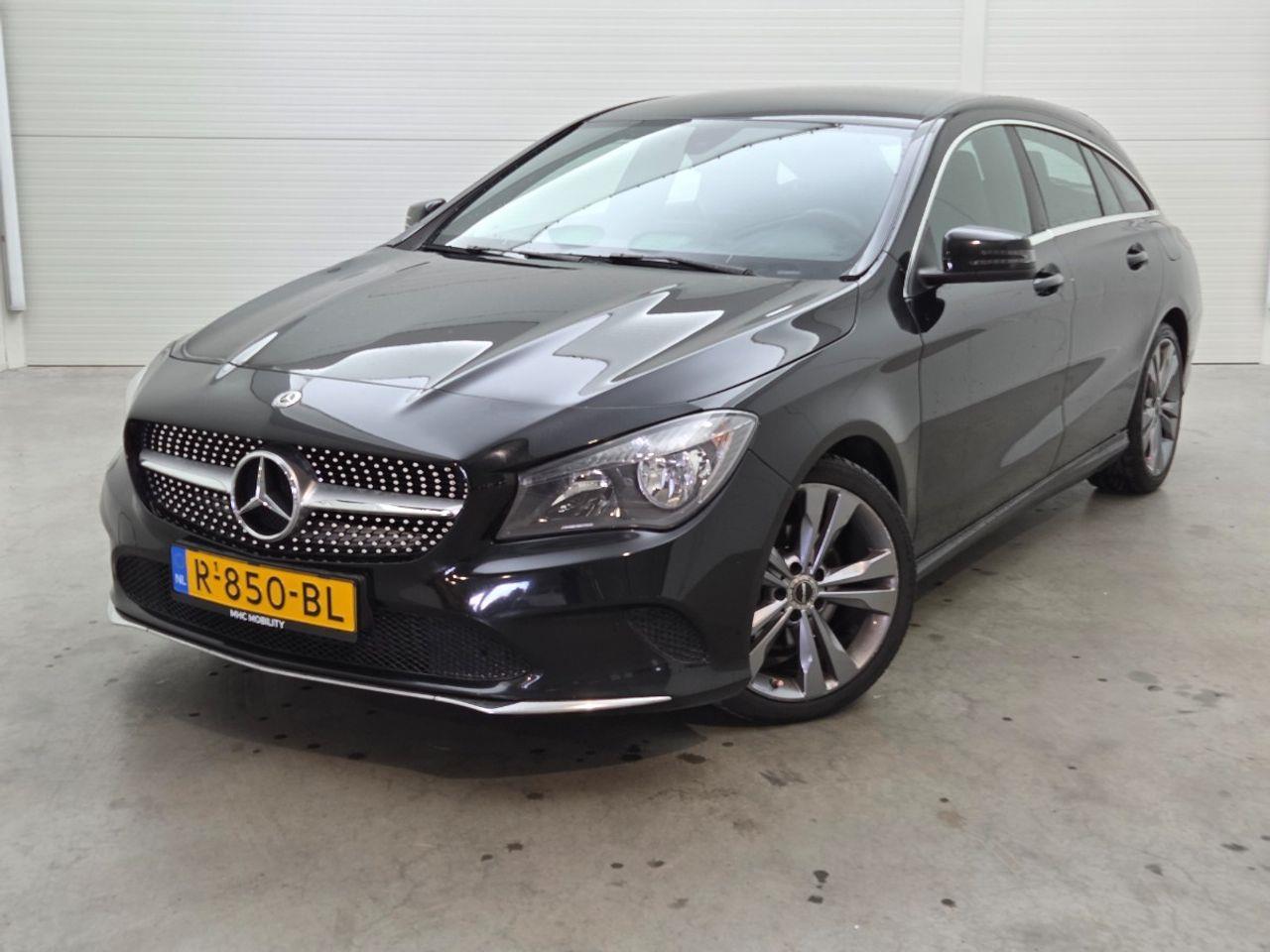 Mercedes - Benz CLA - klasse Shooting Brake 180 Business Solution AMG ...