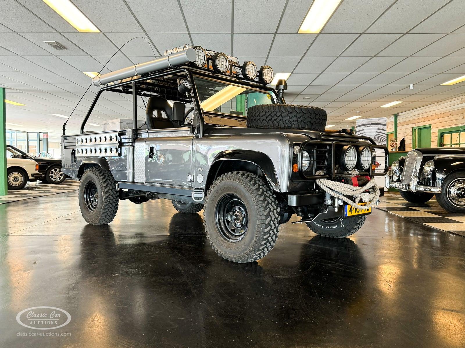 Land Rover Defender 110 'Tomb Raider' 1983