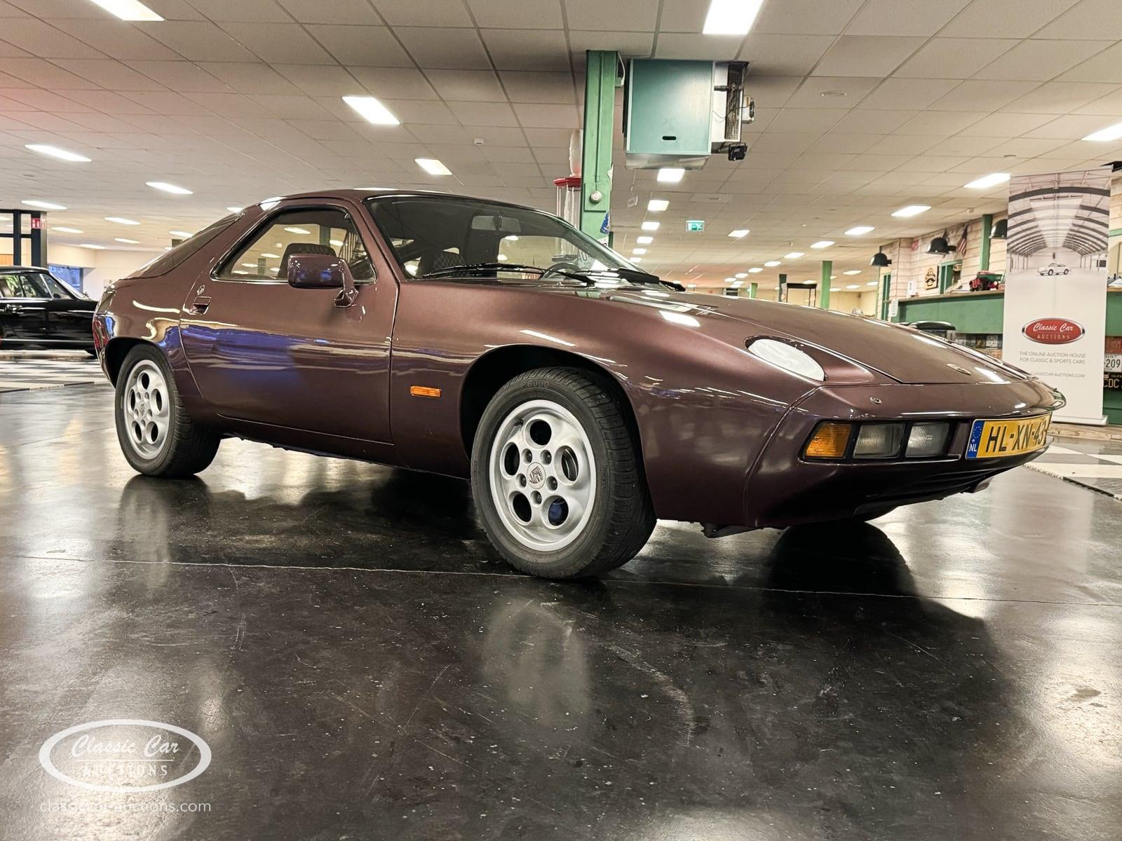 Porsche 928 1981