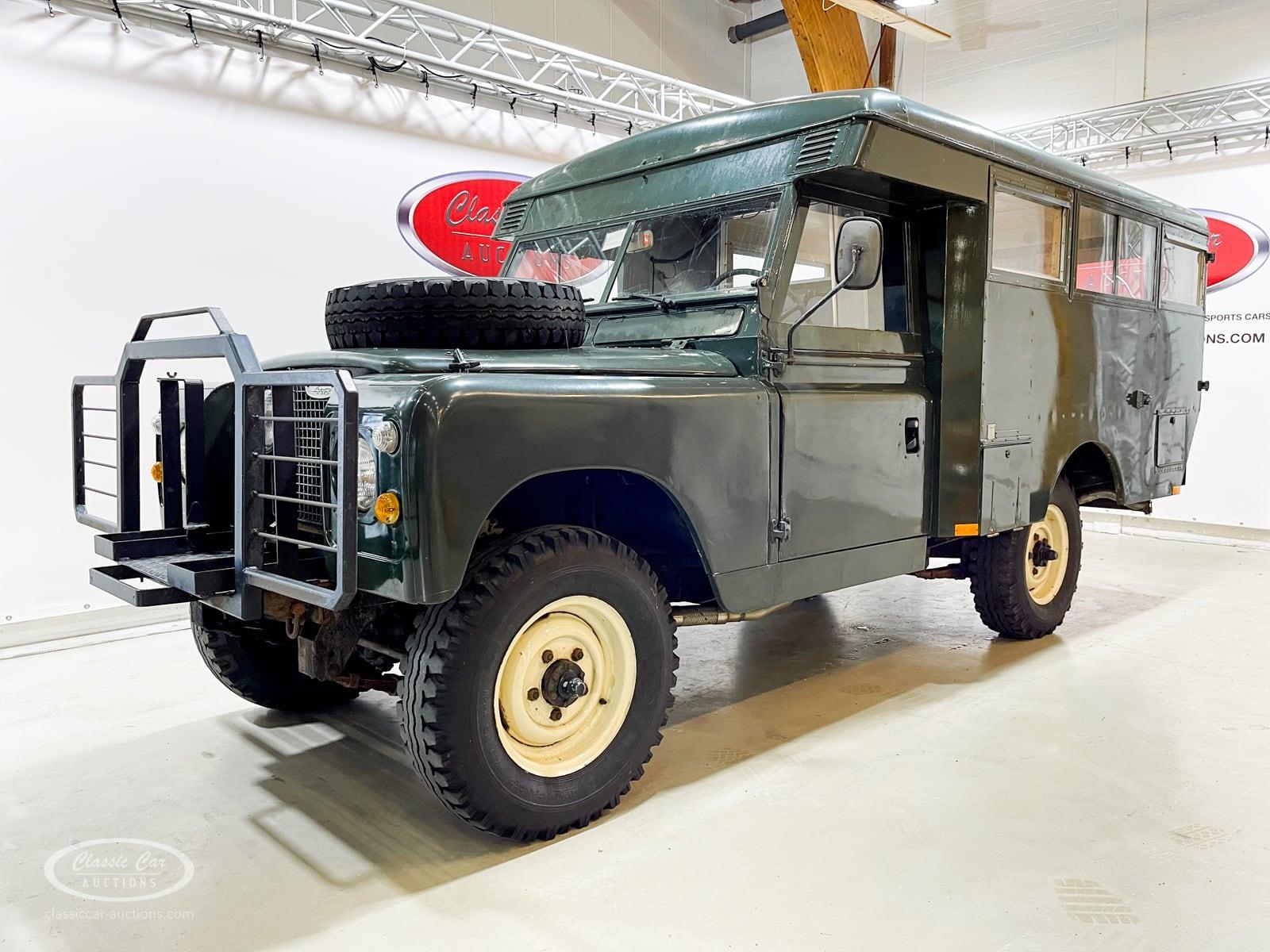 Land Rover Series IIA Ambulance 1969
