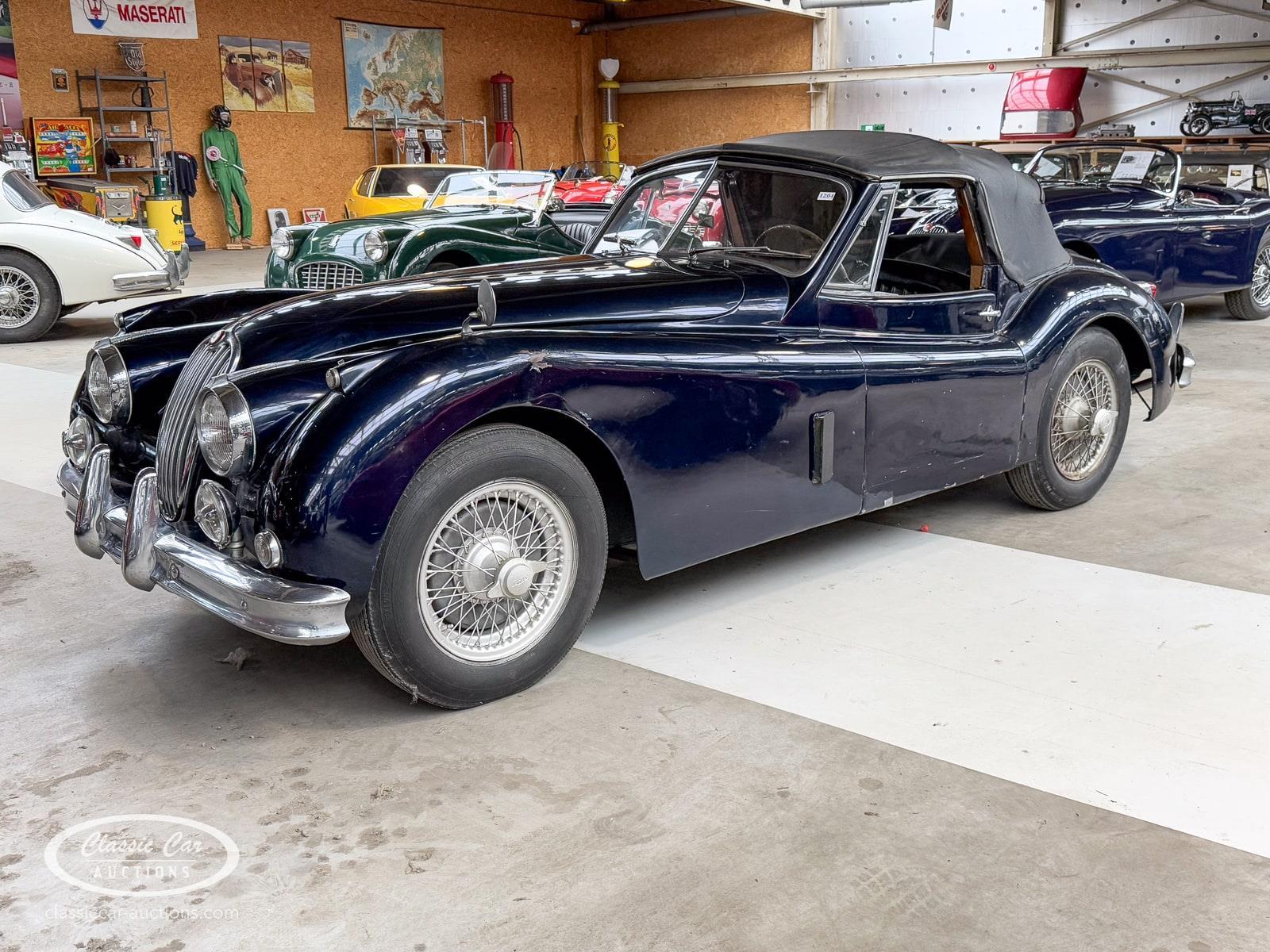 Jaguar XK140 DHC 1957