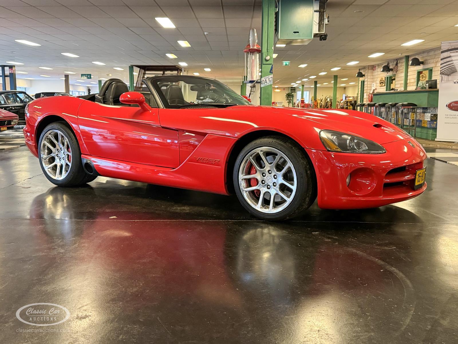 Dodge Viper SRT 10 2004