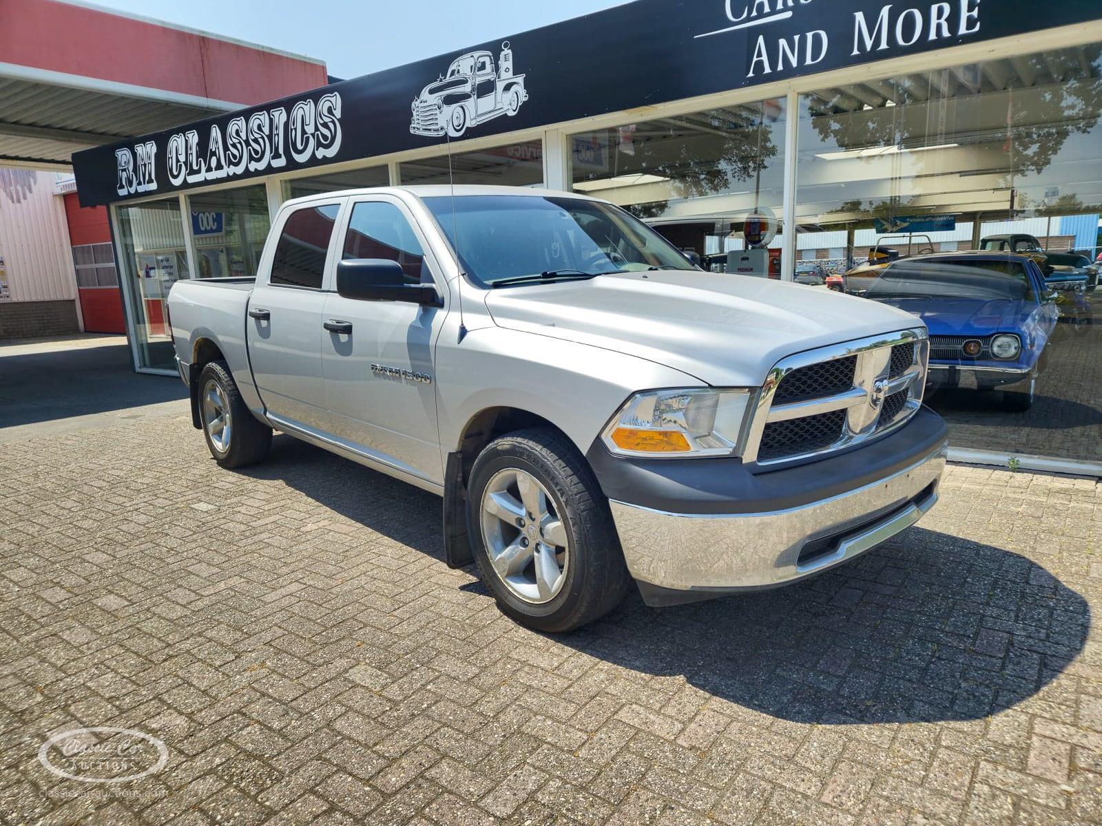 Dodge Ram 1500 ST 2012