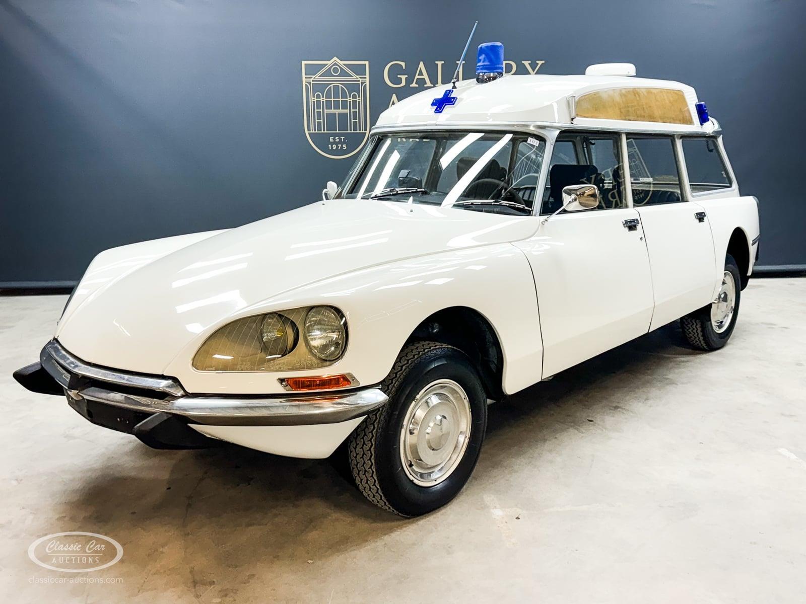 Citroën DS 20 F Ambulance 1973