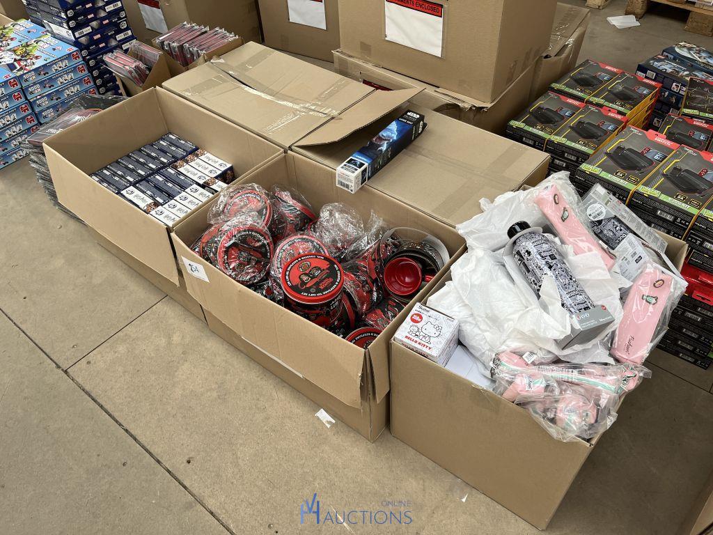 5 dozen inhoudende partij diverse merchandising